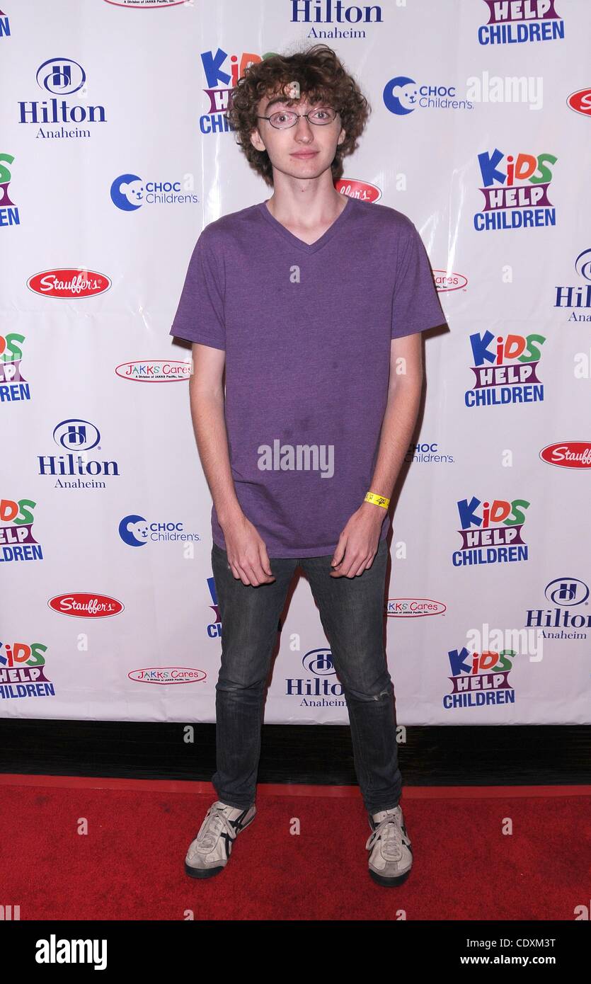 Aug. 14, 2011 - Hollywood, California, U.S. - ''Kids Help Children ...