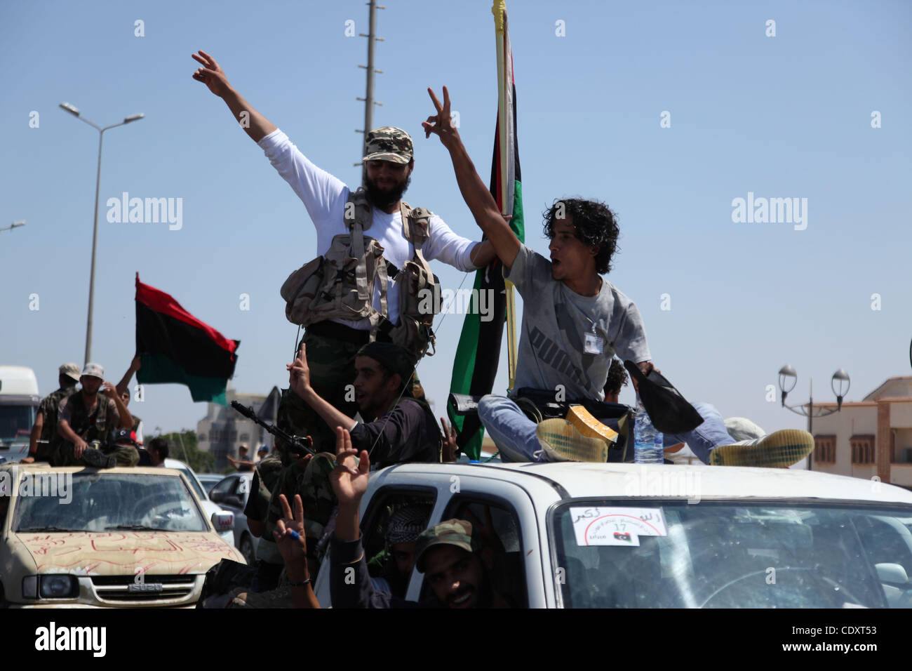 Heavy fighting in Gaddafi's last stronghold Stock Photo - Alamy