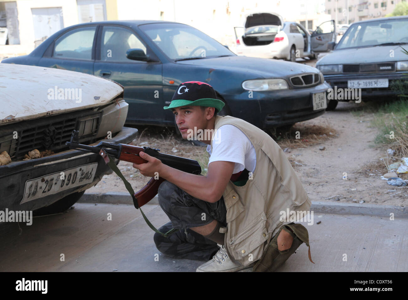 Heavy fighting in Gaddafi's last stronghold Stock Photo - Alamy