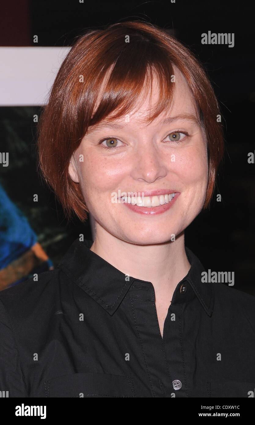 Samantha Sloyan
