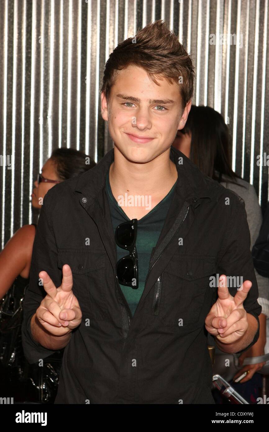 Garrett Backstrom Abs