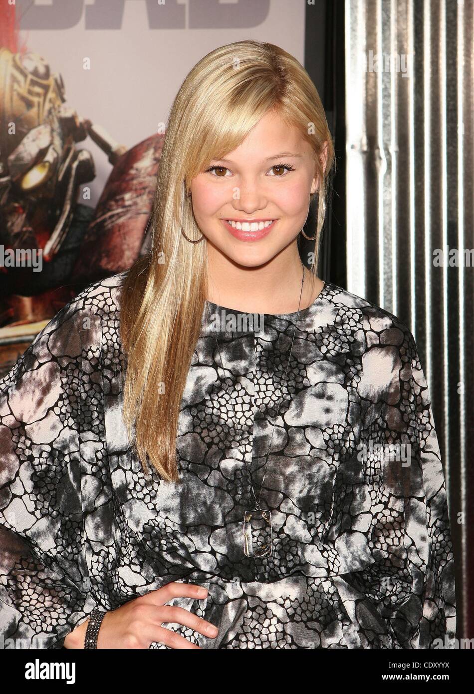 Olivia holt 2011 hi-res stock photography and images - Alamy
