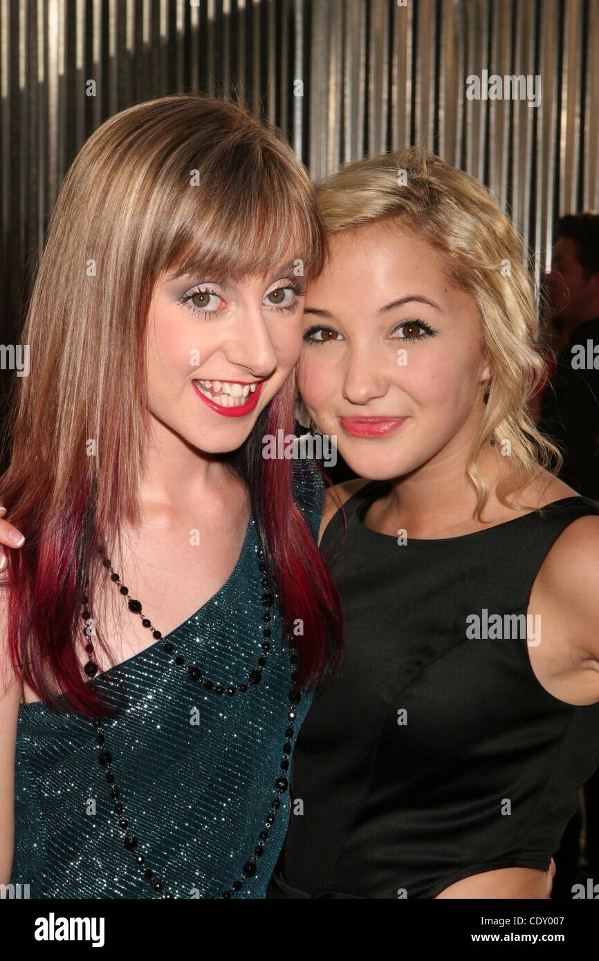 Allisyn Ashley Arm Pool Party