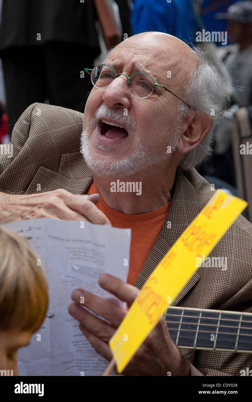 Oct.4,2011, New York, New York, U.S. - PETER YARROW of legendary Peter ...