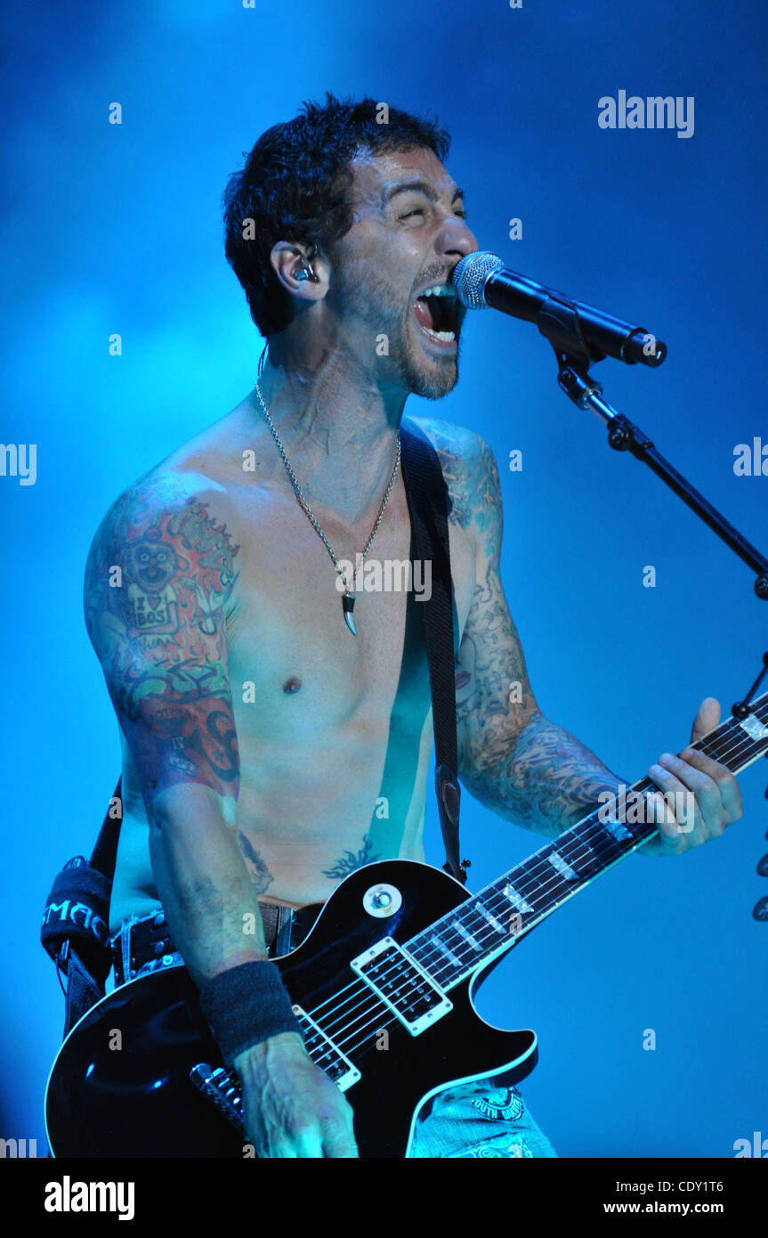 AUg 3, 2011 - Raleigh, North Carolina - USA Singer SULLY ERNA of the ...