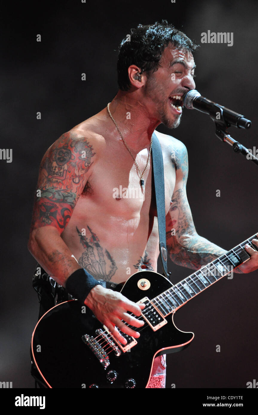 AUg 3, 2011 - Raleigh, North Carolina - USA Singer SULLY ERNA of the ...