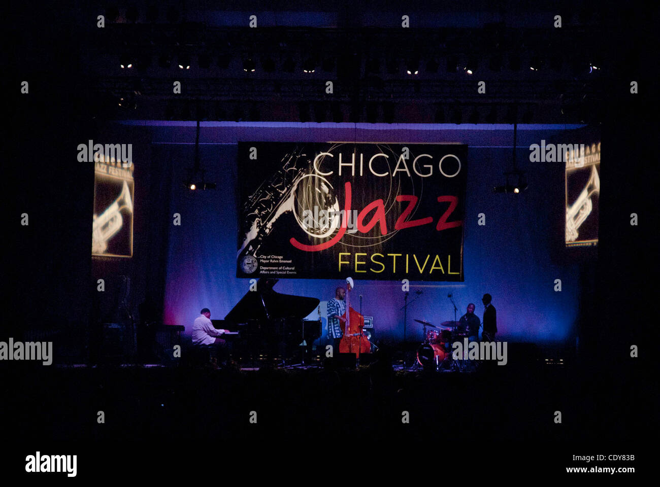 Four days of music gets Chicago in the groove during the popular free ...