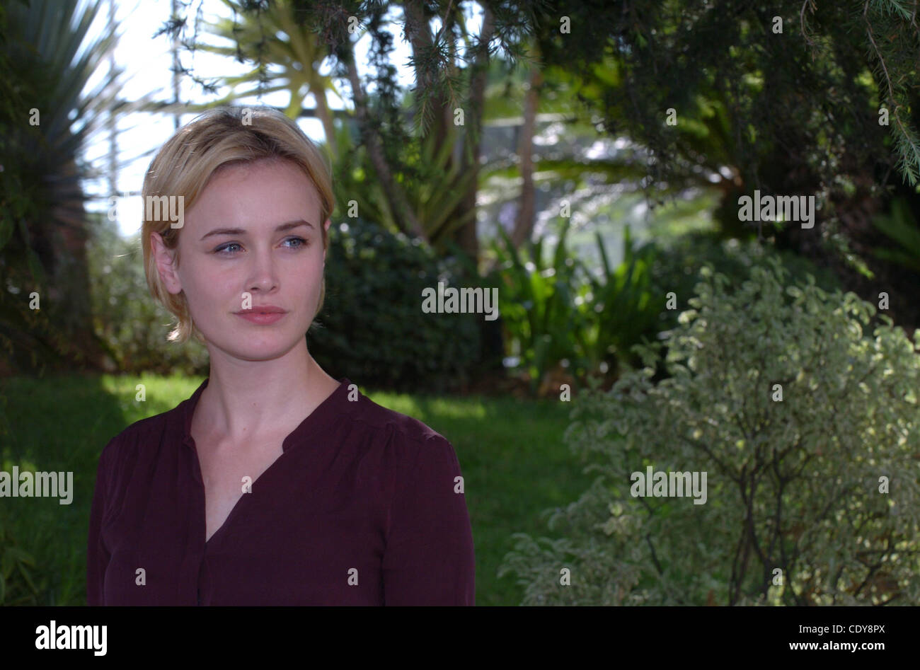 Oct. 3, 2011 - Cannes, France - Dominique Mc Elligot poses at the 'Hell ...