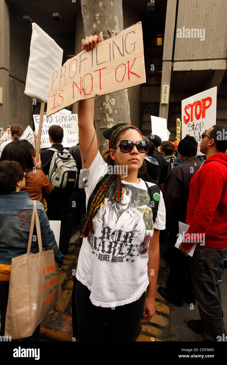 28th precinct hi-res stock photography and images - Alamy