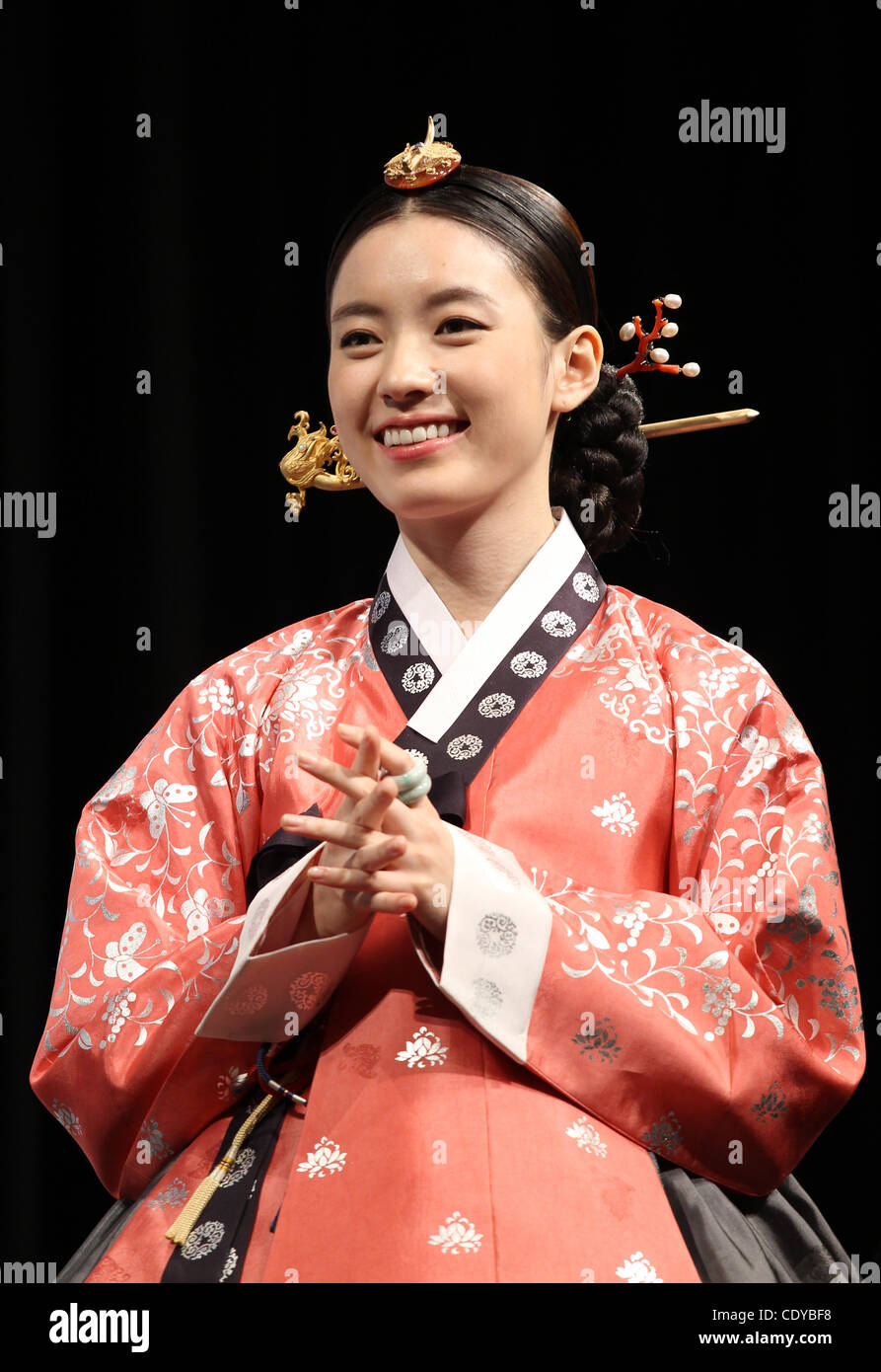 Dong Yi Cast