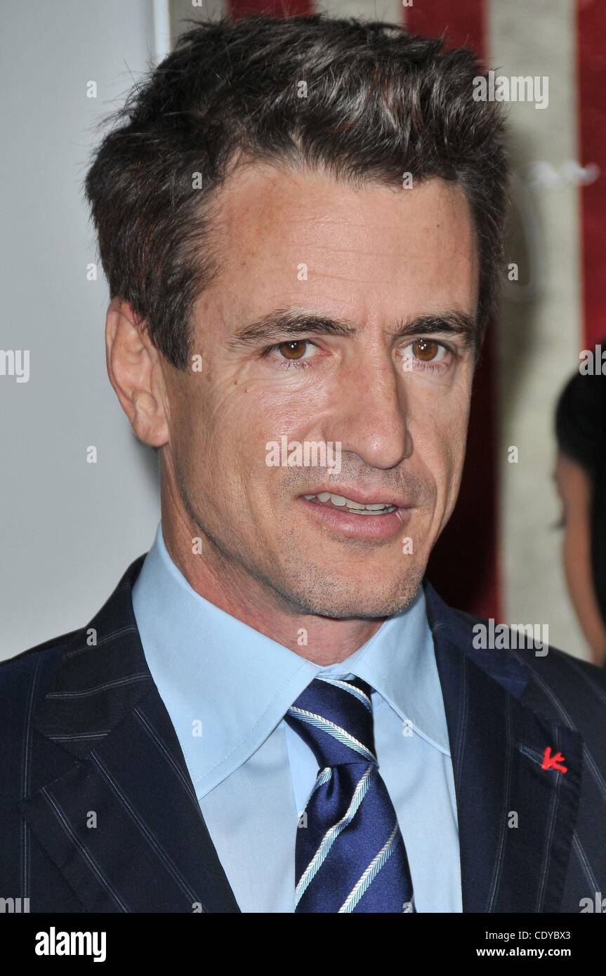 Nov 03, 2011 - Los Angeles, California, USA - Actor DERMOT MULRONEY at ...