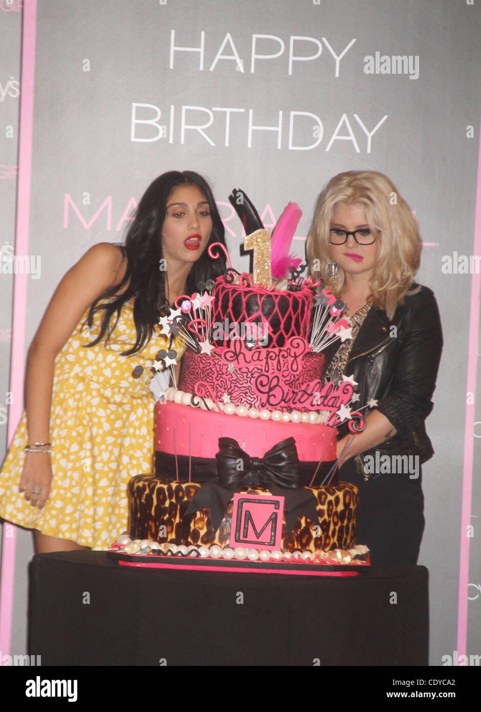 Lola ciccone hi-res stock photography and images - Alamy