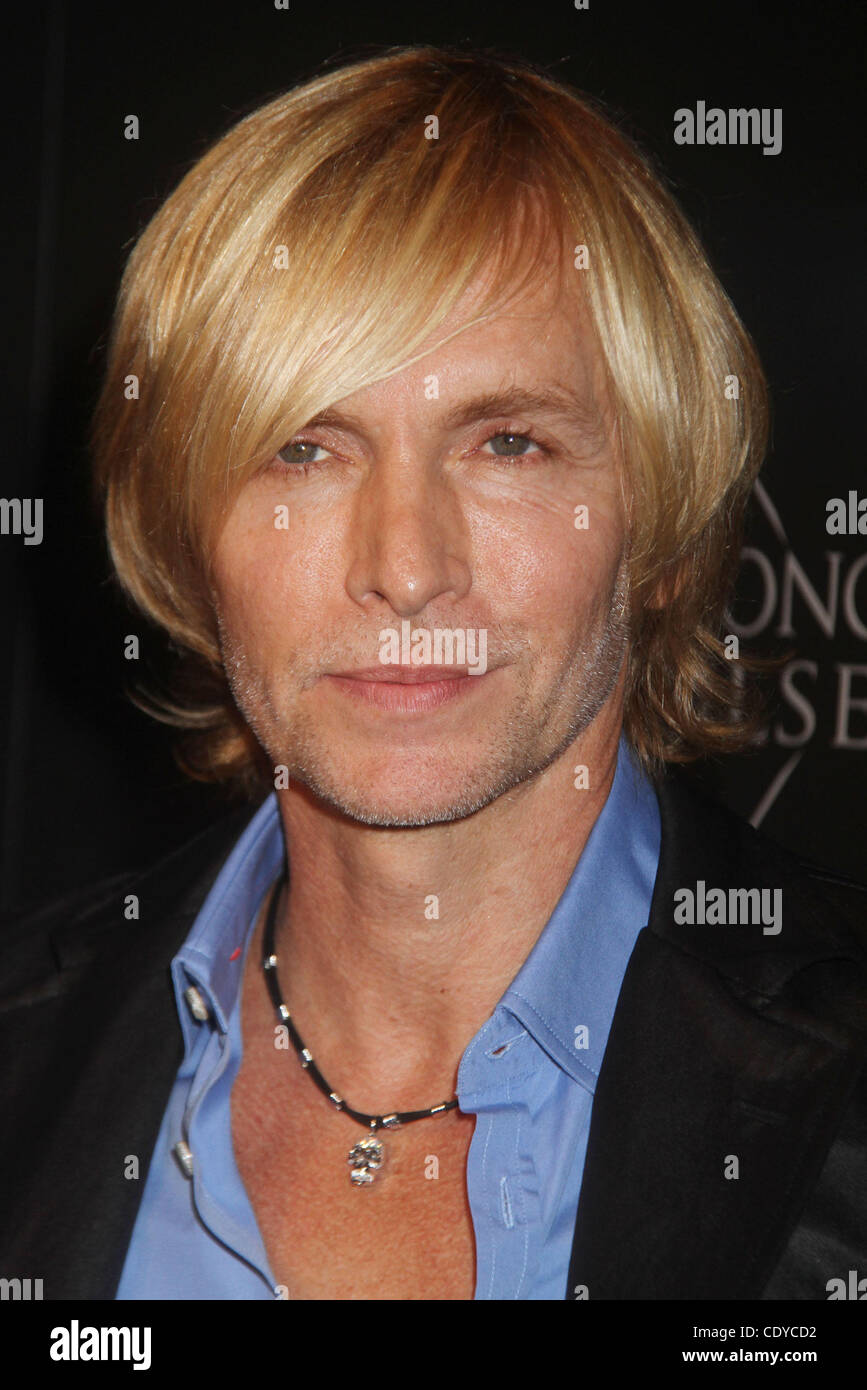 Designer marc bouwer hi-res stock photography and images - Alamy