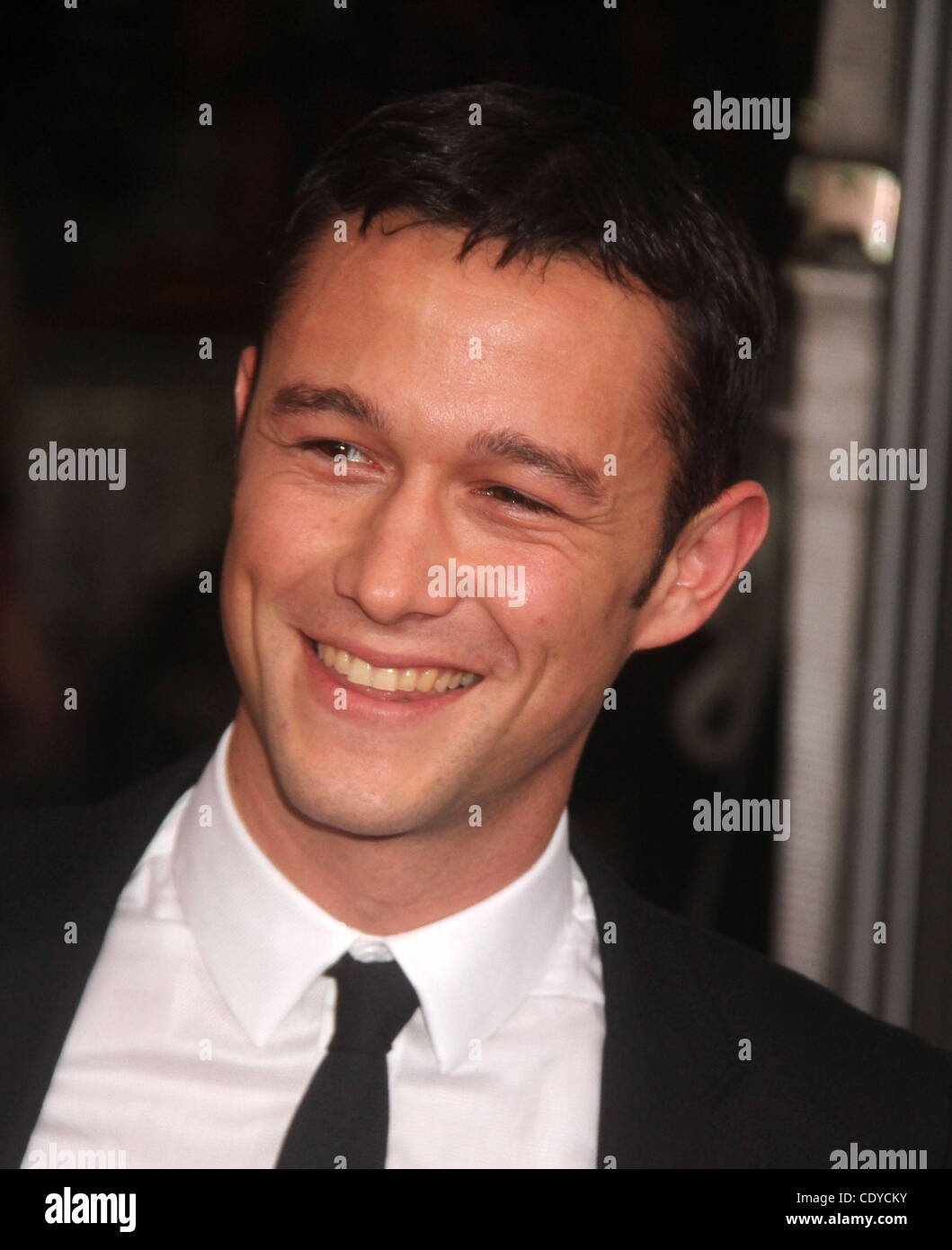 Sept. 26, 2011 - New York, New York, U.S. - Actor JOSEPH GORDON-LEVITT ...