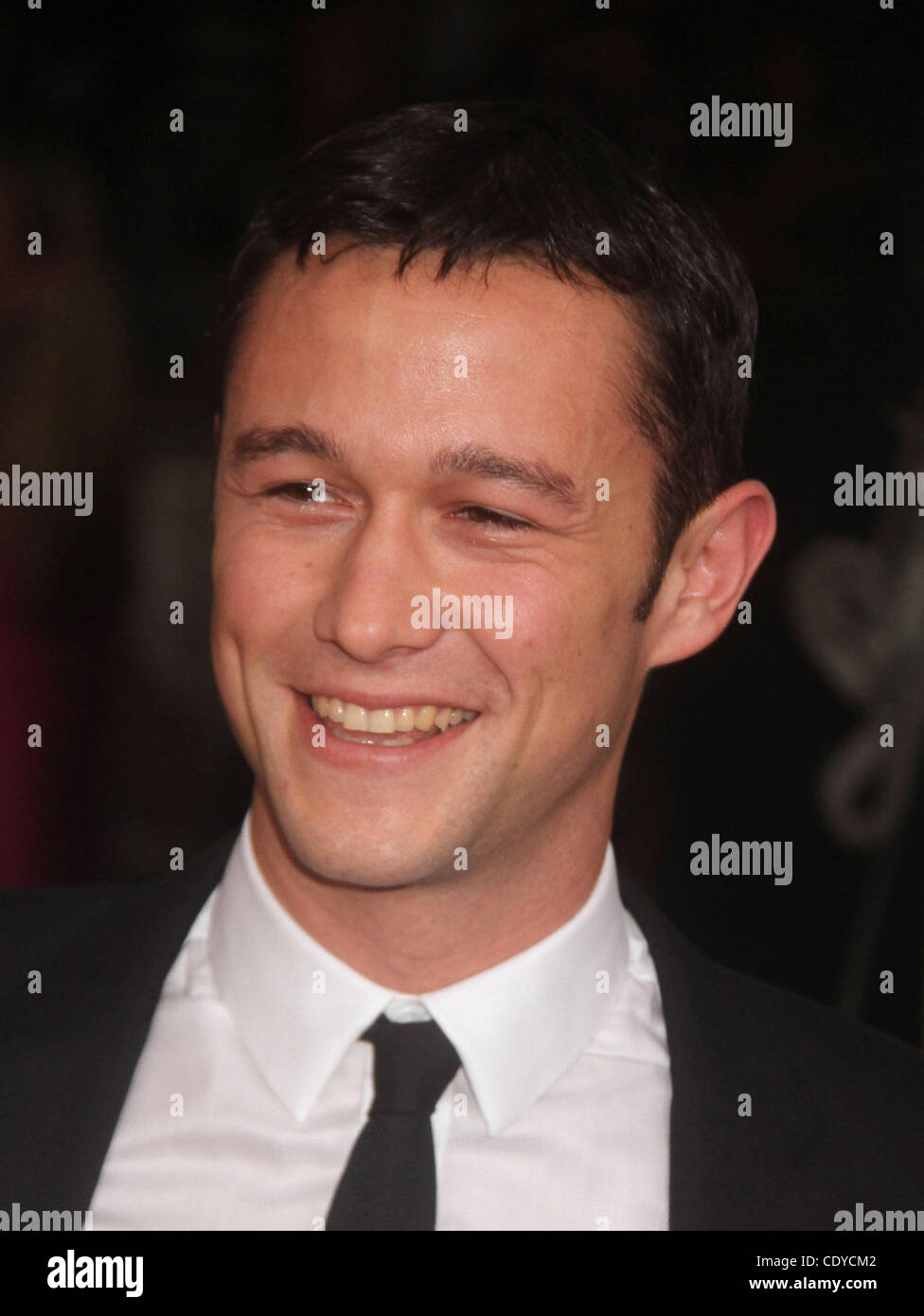 Joseph gordon levitt 2011 hi-res stock photography and images - Alamy