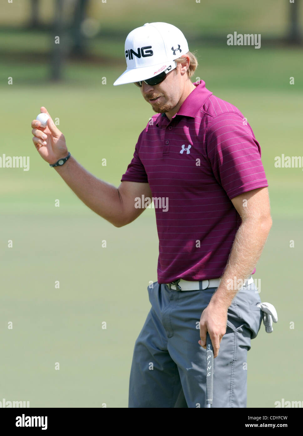 Sept. 25, 2011 - Atlanta, GA, U.S. - Hunter Mahan saves par on the 1st ...