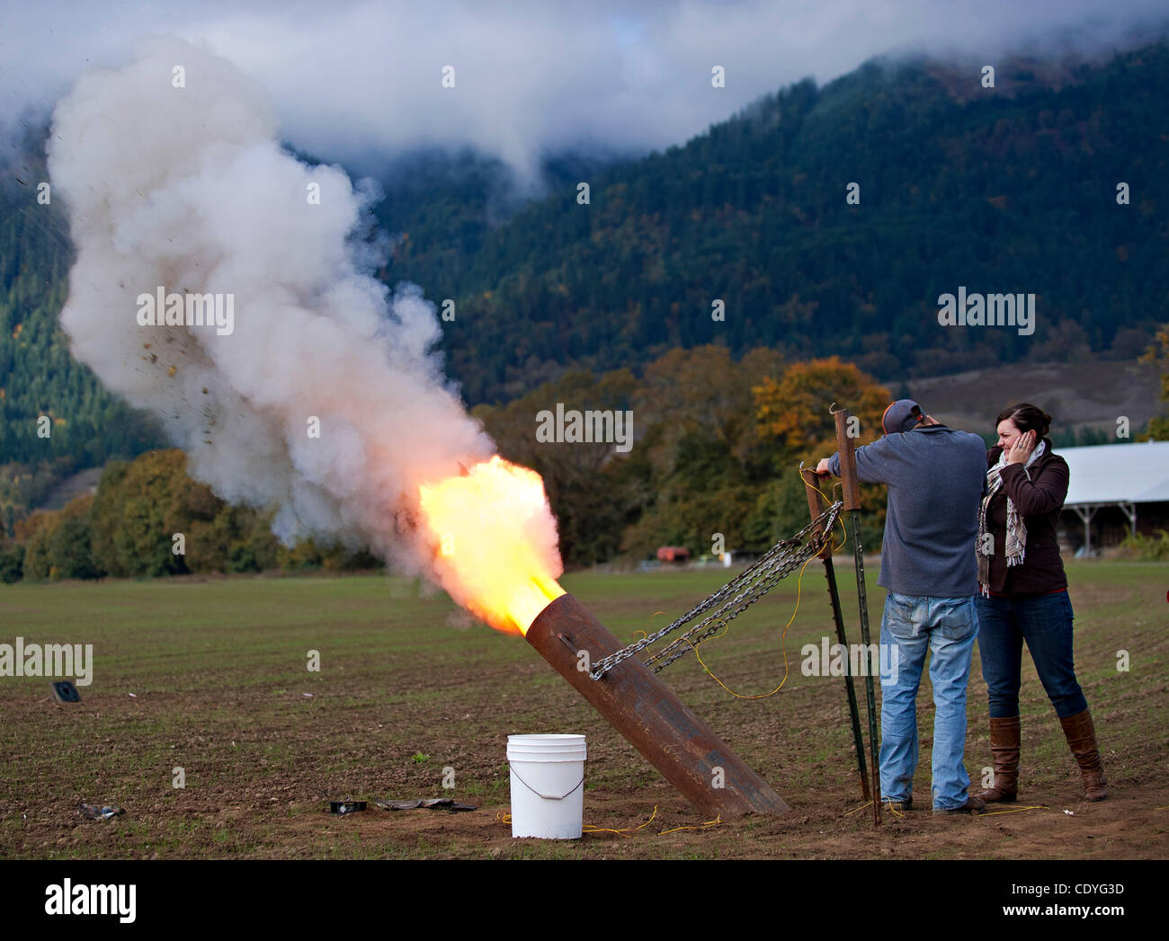 Oct. 29, 2011 - Umpqua, Oregon, U.S - KRISTEN EMERSON and JESSE EMERSON ...
