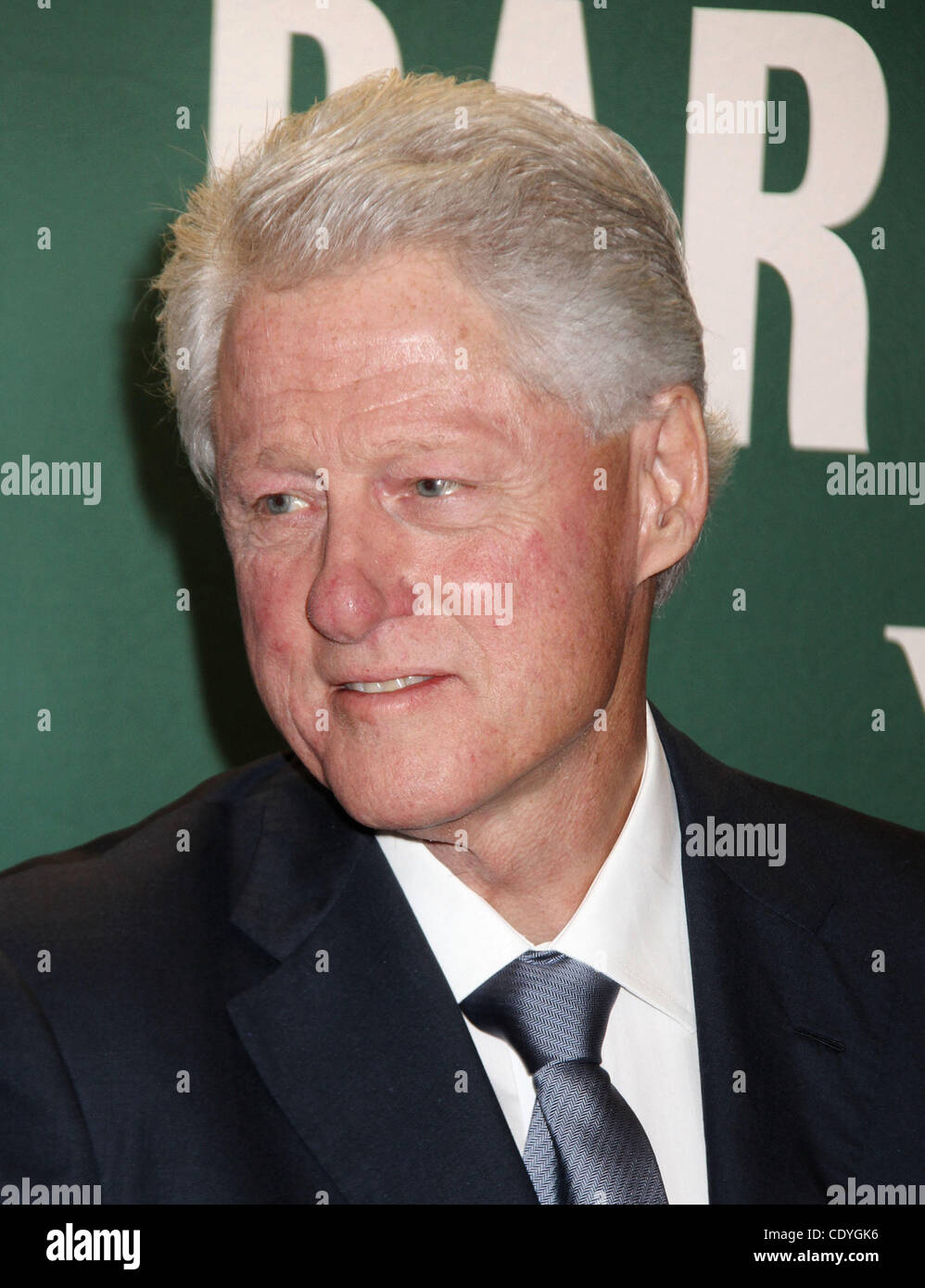 Nov. 8, 2011 - New York, New York, U.S. - Former President BILL CLINTON ...