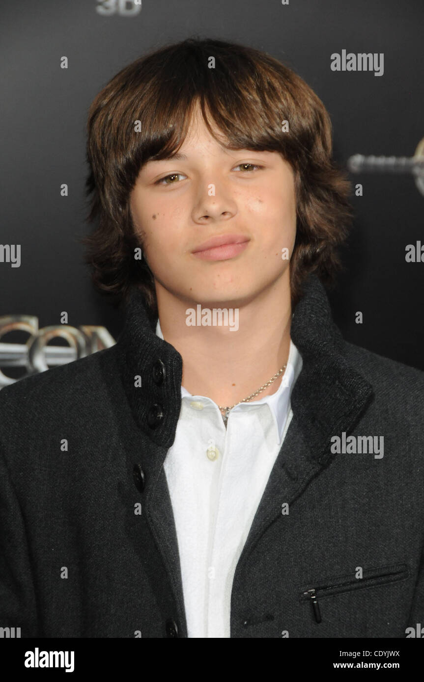 Leo Howard Tv
