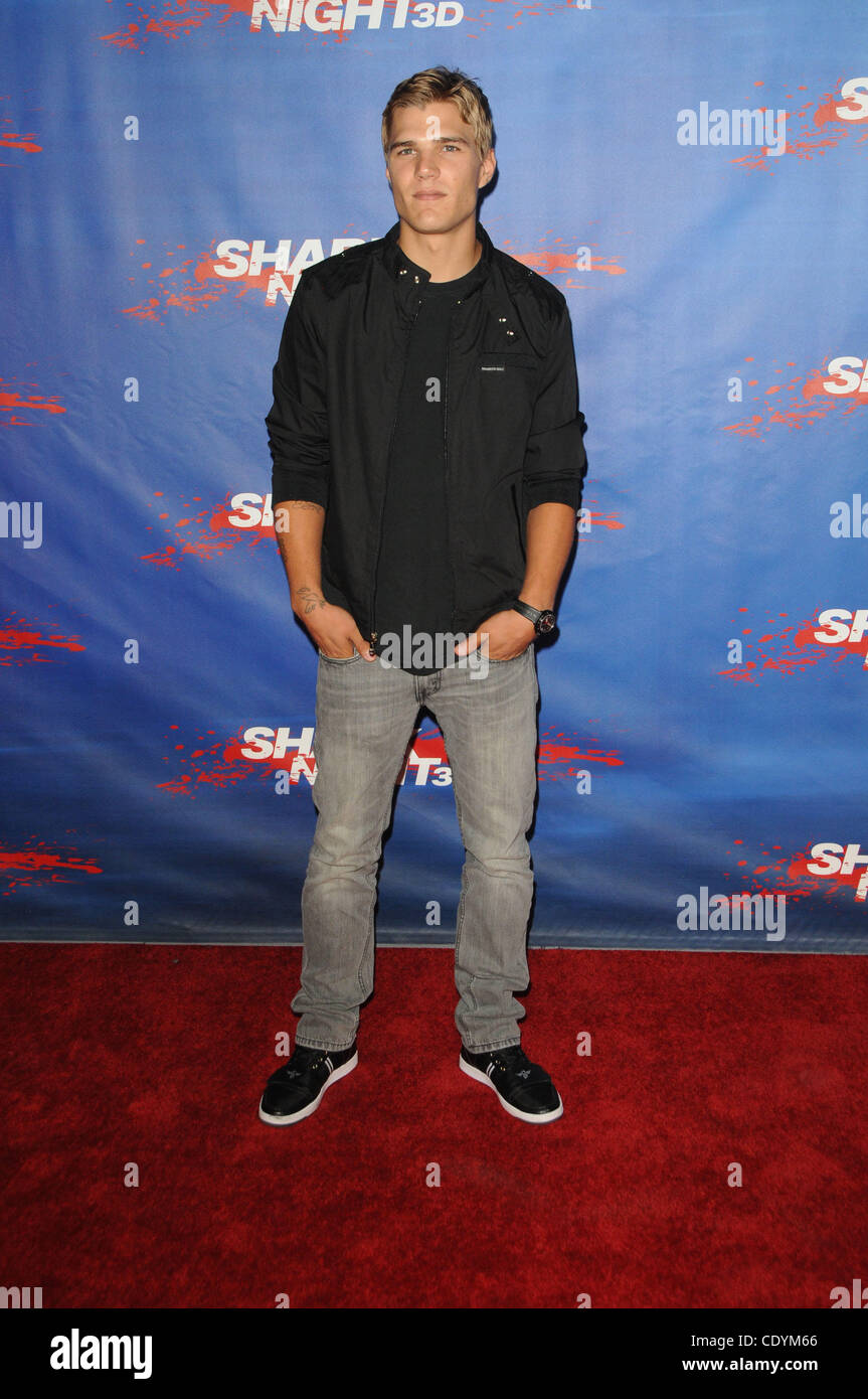 Sept. 1, 2011 - Los Angeles, California, U.S. - Chris Zylka Attending ...