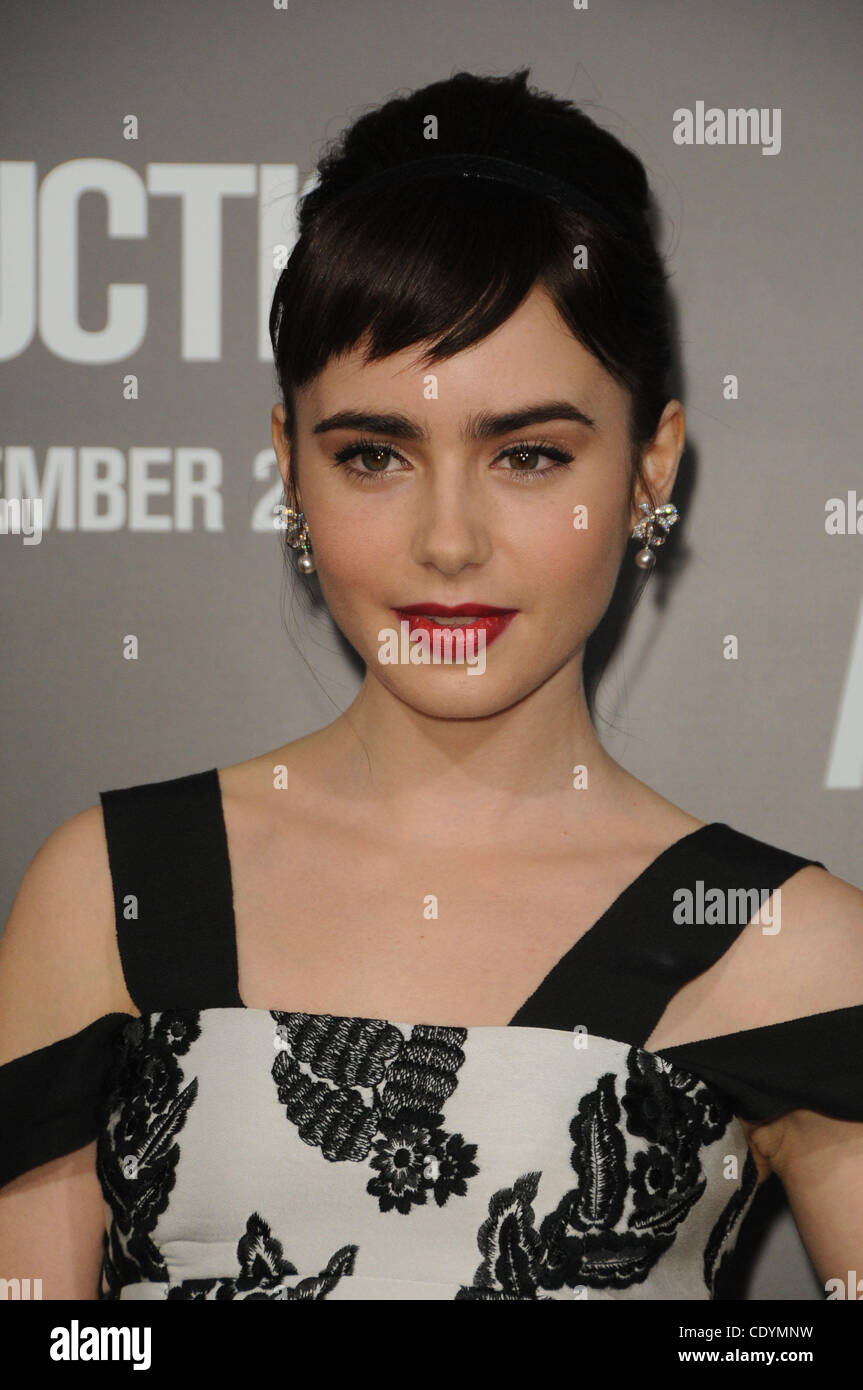 Sept. 15, 2011 - Los Angeles, California, U.S. - Lily Collins Attending ...