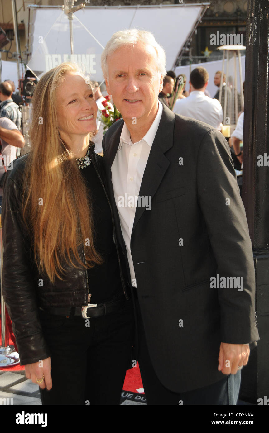 Sept. 25, 2011 - Los Angeles, California, U.S. - James Cameron ...