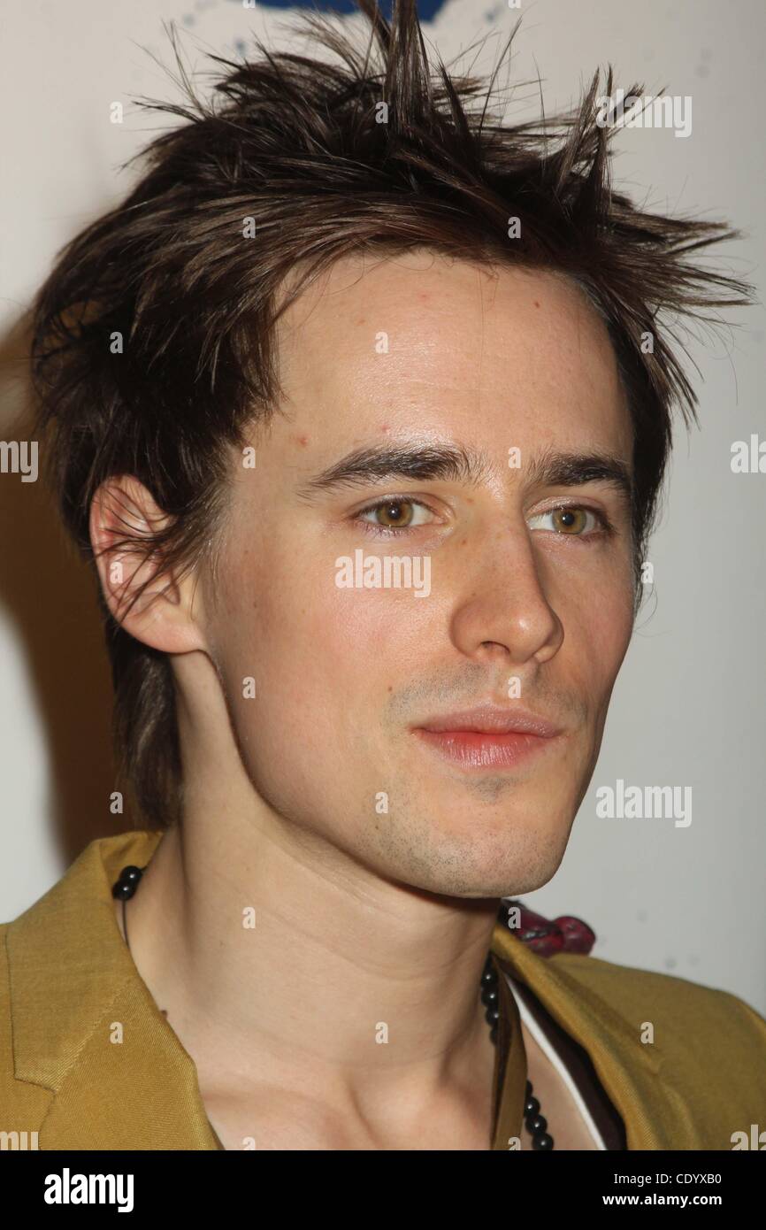 Sept. 21, 2011 - New York, New York, U.S. - REEVE CARNEYREEVE CARNEY ...