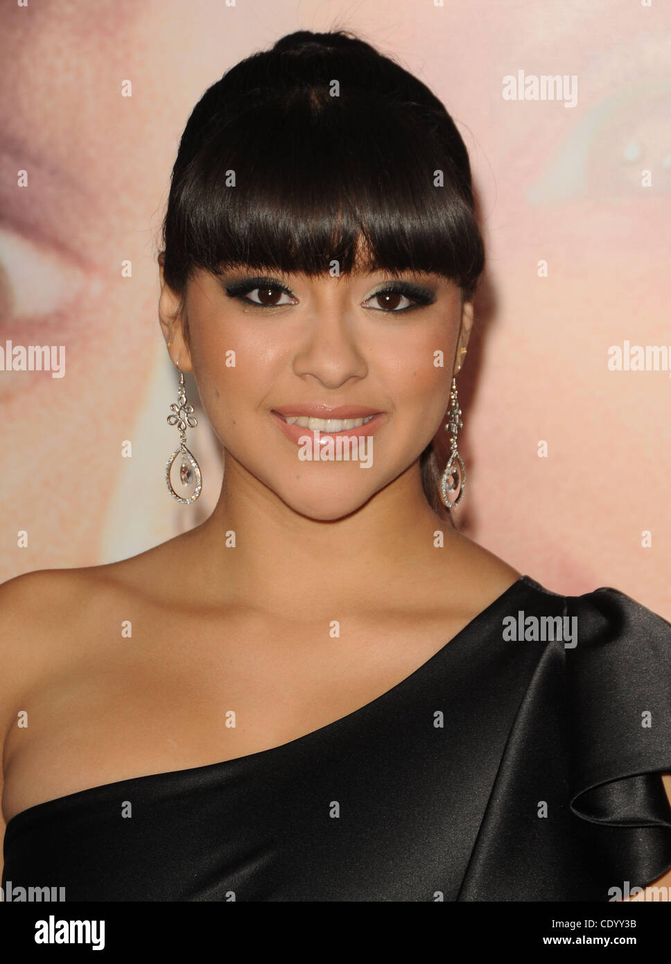 Nov. 6, 2011 - Los Angeles, California, U.S. - Chelsea Rendon Attending ...