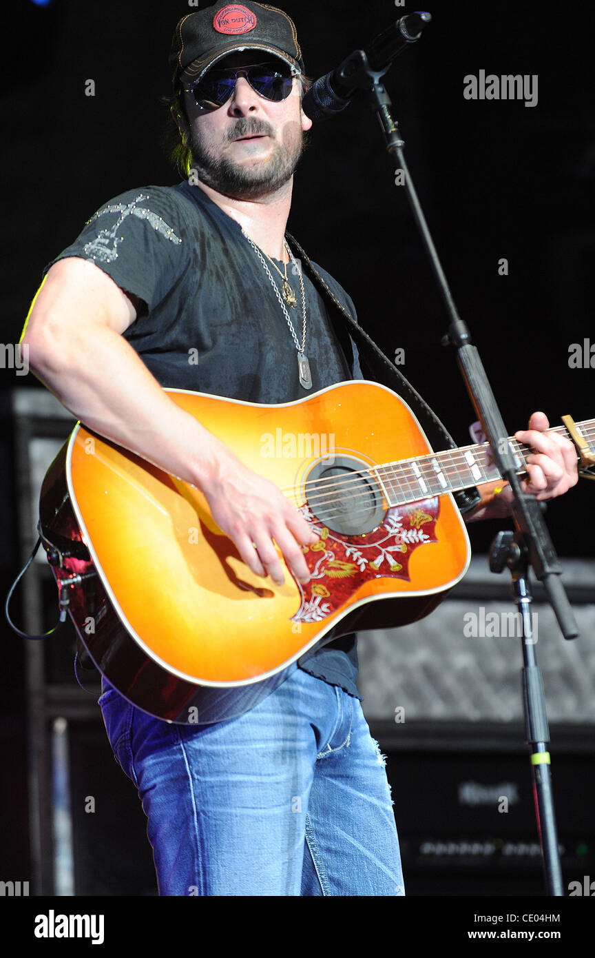 Jul 22, 2011 - Raleigh, North Carolina; USA - Musician ERIC CHURCH ...