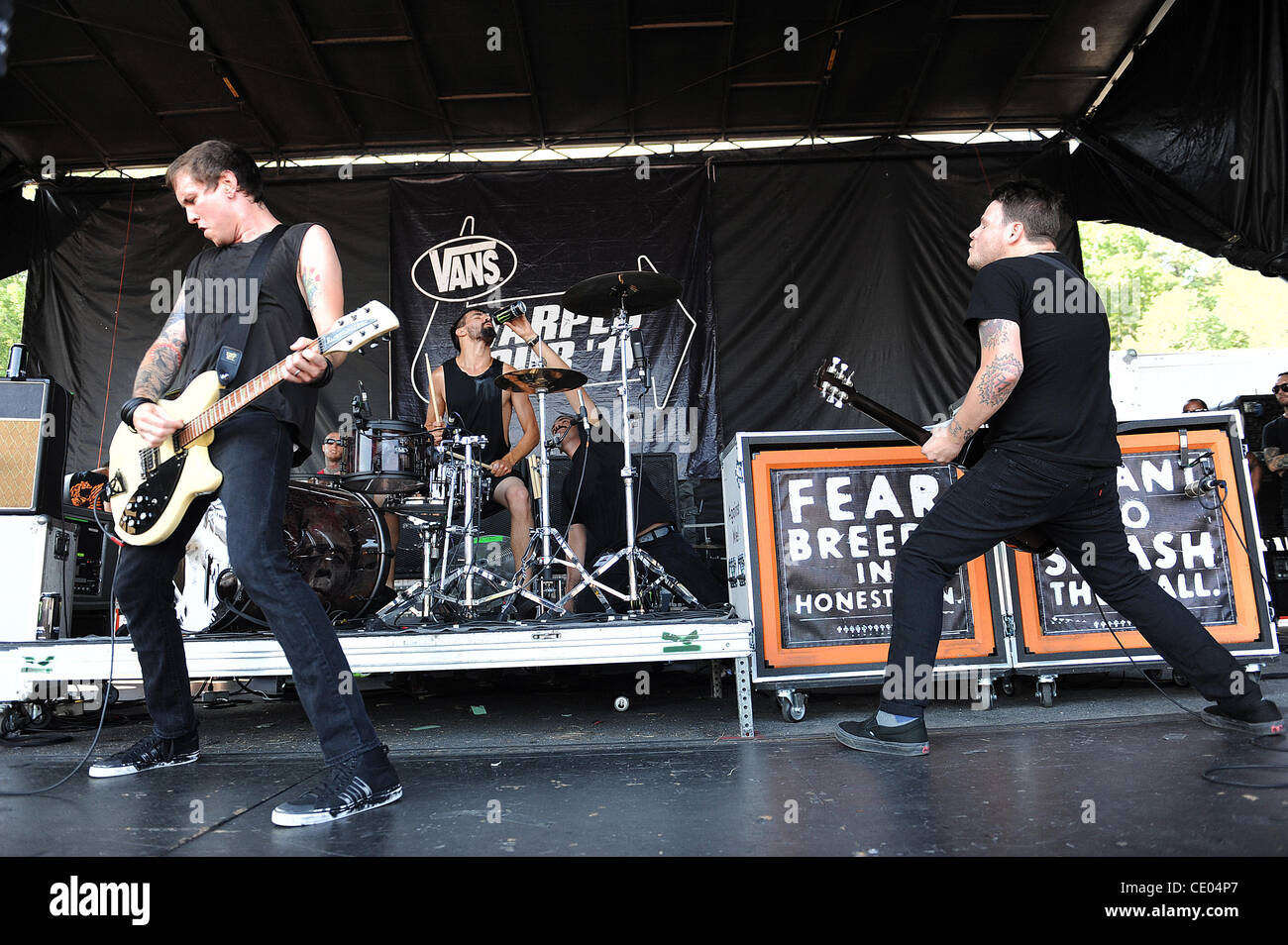 Jul 27, 2011 - Virginia Beach, Virginia; USA - Singer / Guitarist TOM ...