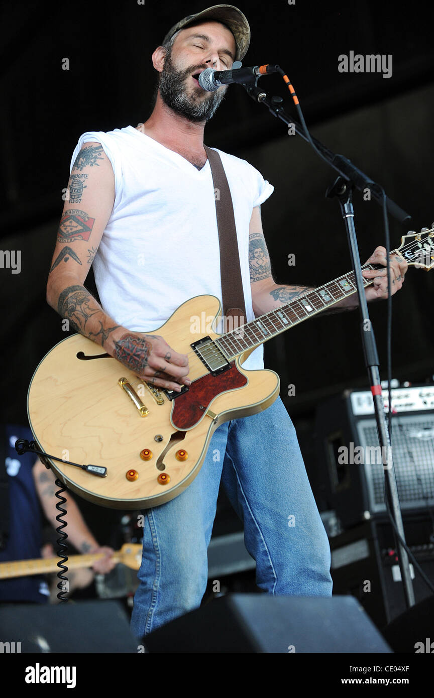 Lucero singer hi-res stock photography and images - Alamy