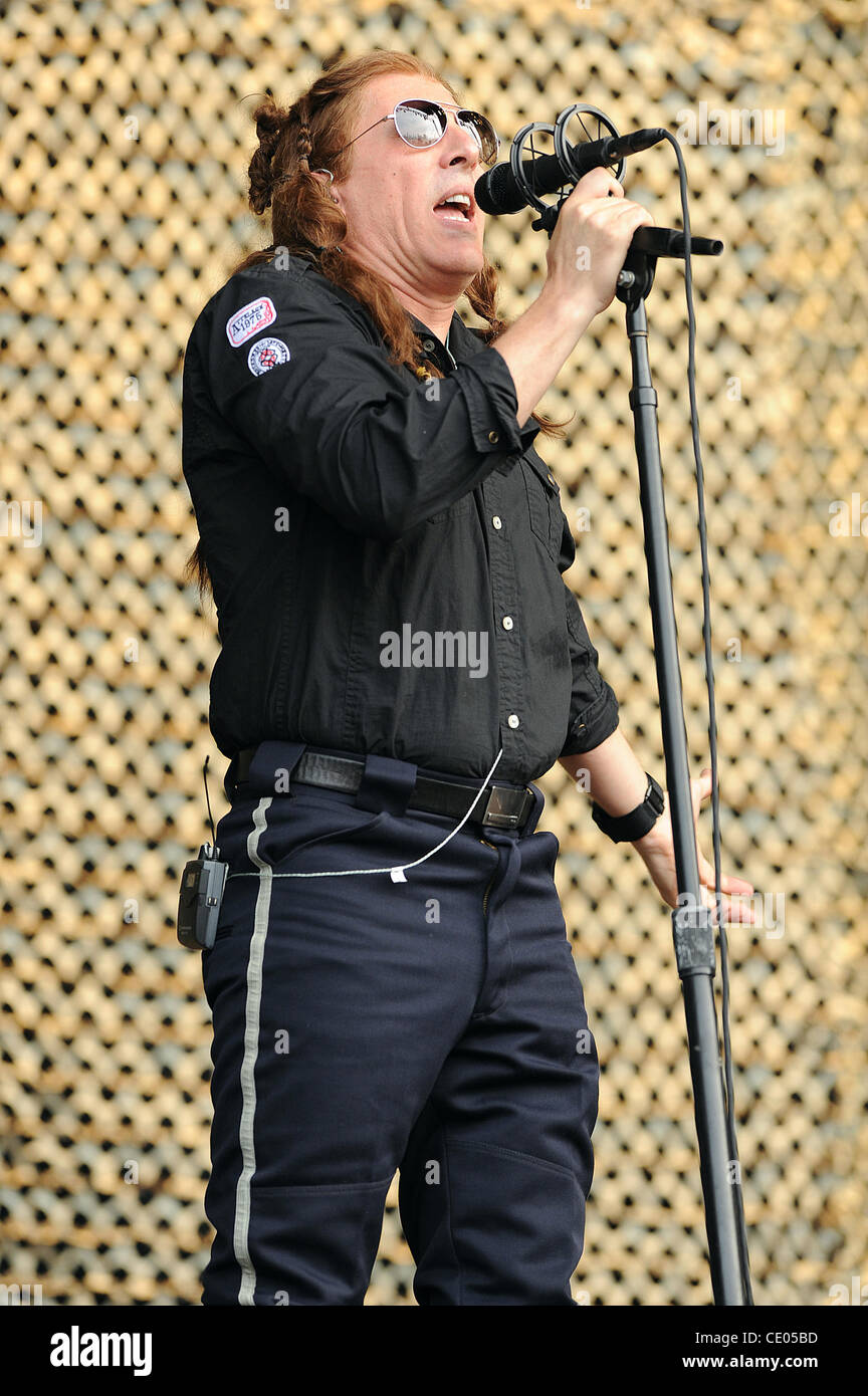 Aug 5, 2011 - Chicago, Illinois; USA - Singer MAYNARD JAMES KEENAN of ...