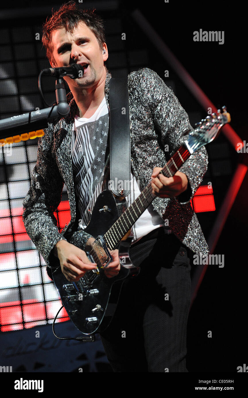 Aug 13, 2011 - San Francisco, California; USA - Singer / Guitarist ...