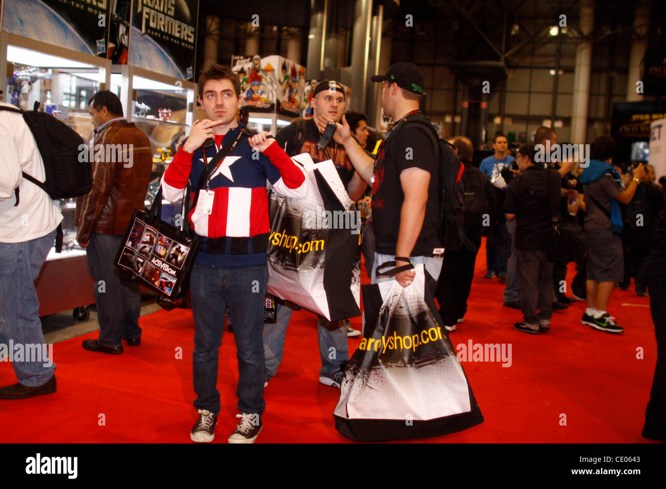 New york comic con the 100 hi-res stock photography and images - Alamy