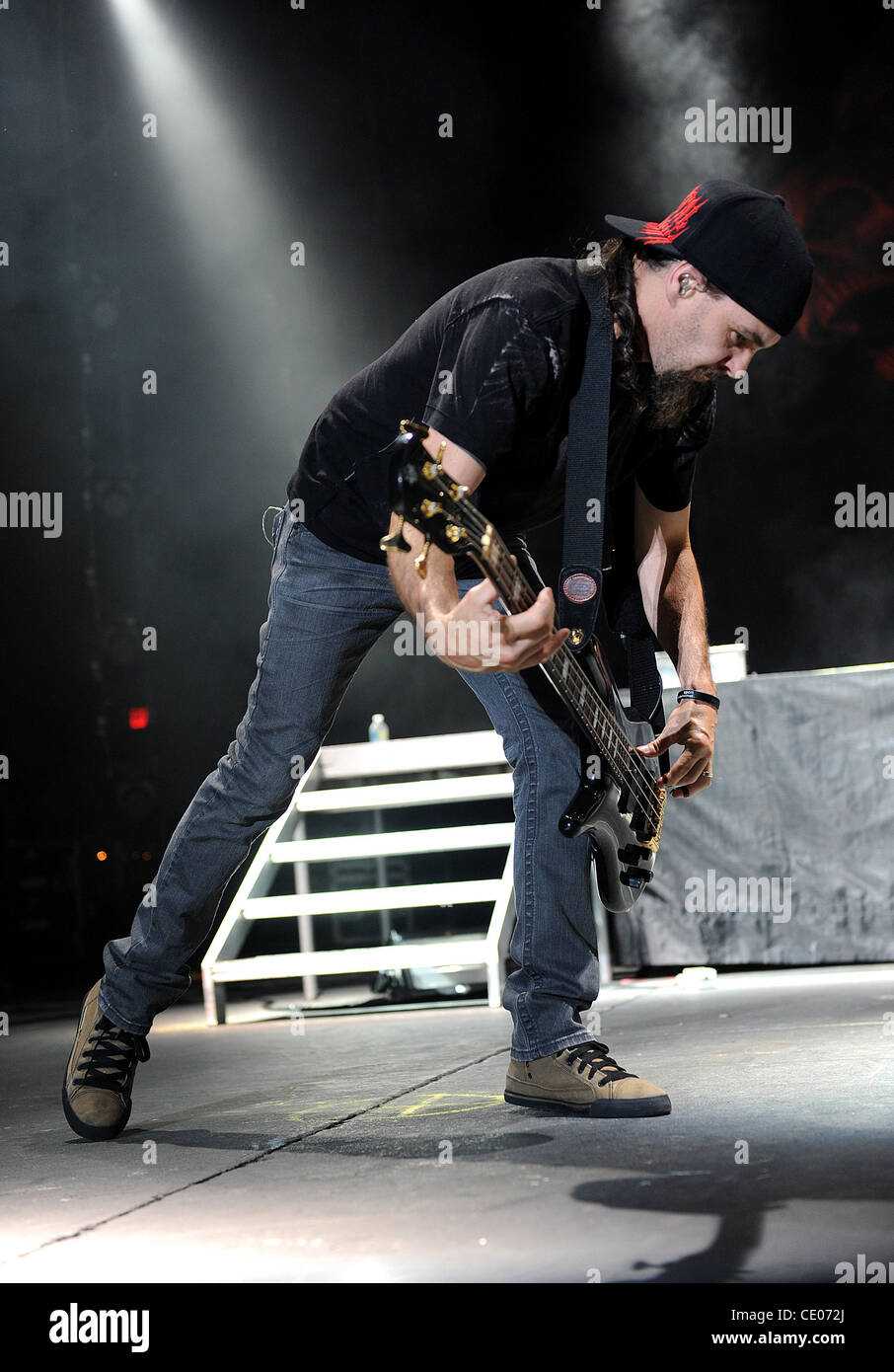 Robbie merrill bass hi-res stock photography and images - Alamy