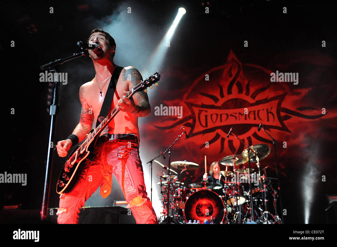 Aug 2, 2011 - Raleigh, North Carolina; USA - Singer / Guitarist SULLY ...