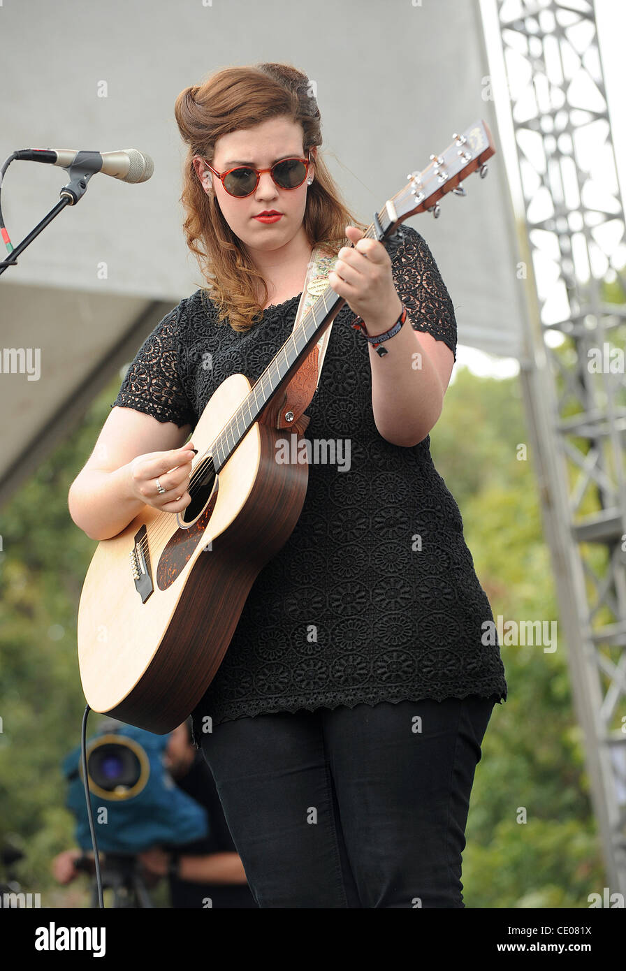 Austin rogers hi-res stock photography and images - Alamy