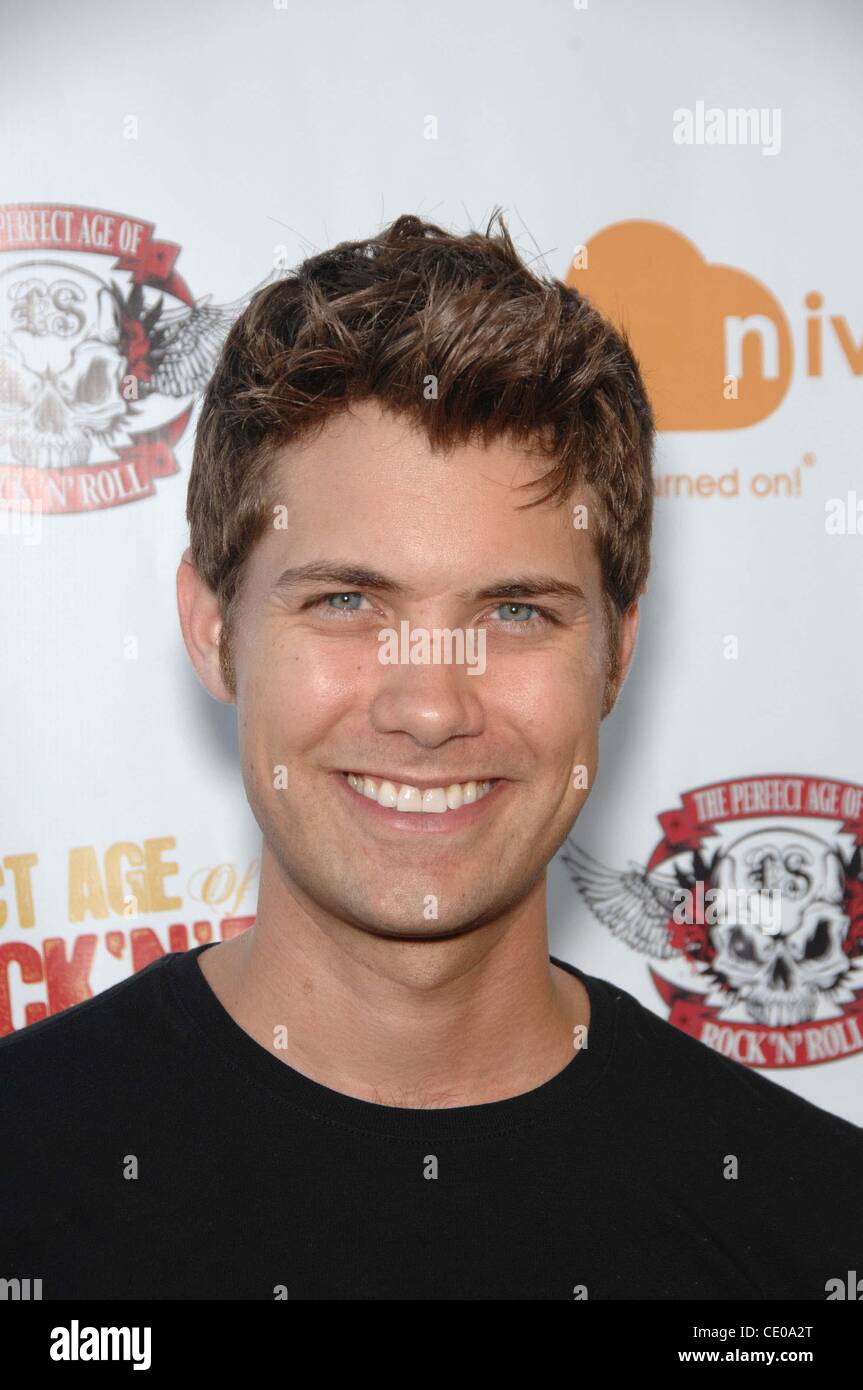 The perfect age rock n roll hi-res stock photography and images - Alamy