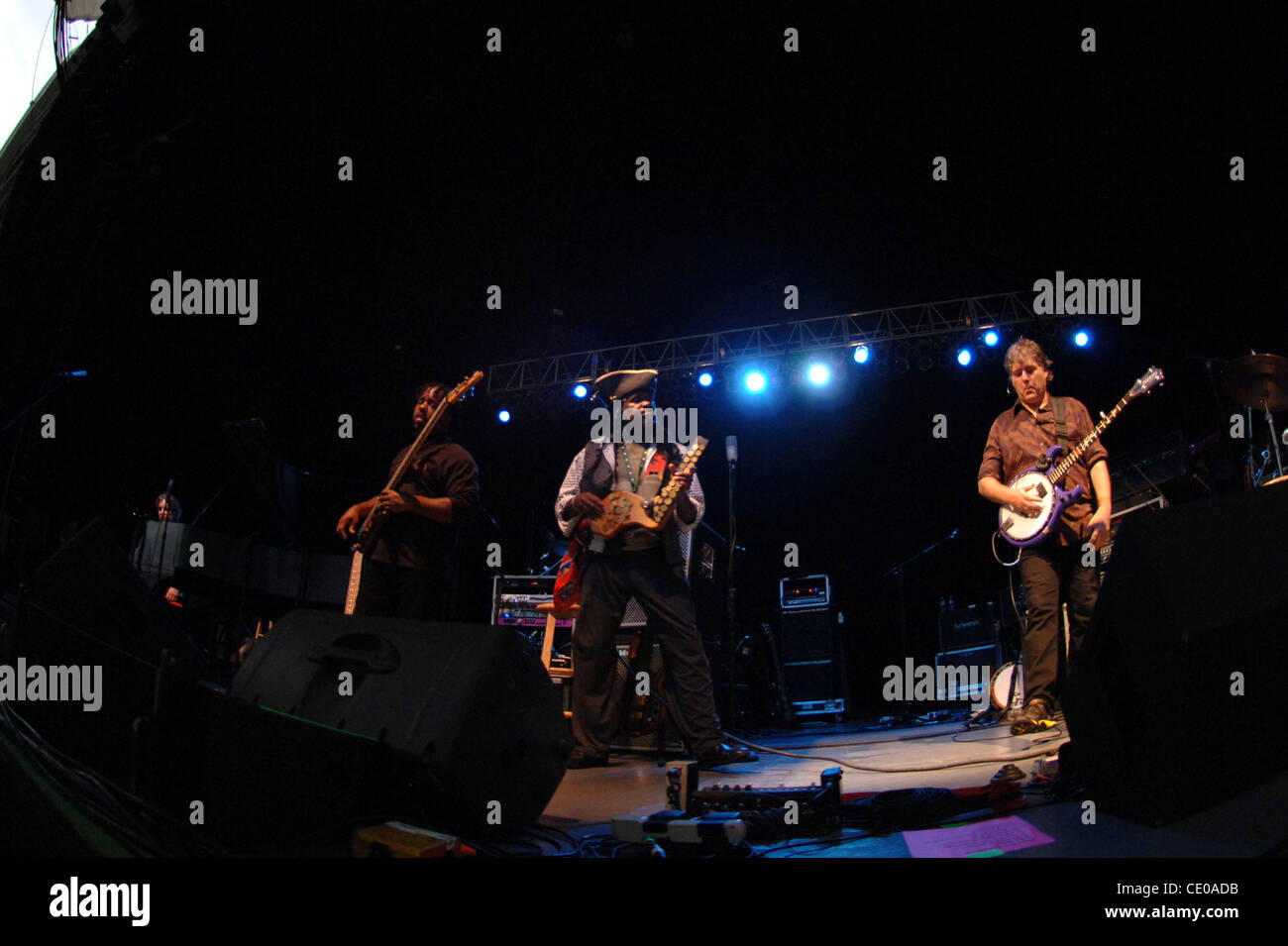 Multi Grammy winner BELA FLECK brings the orginal lineup of BLEA FLECK ...