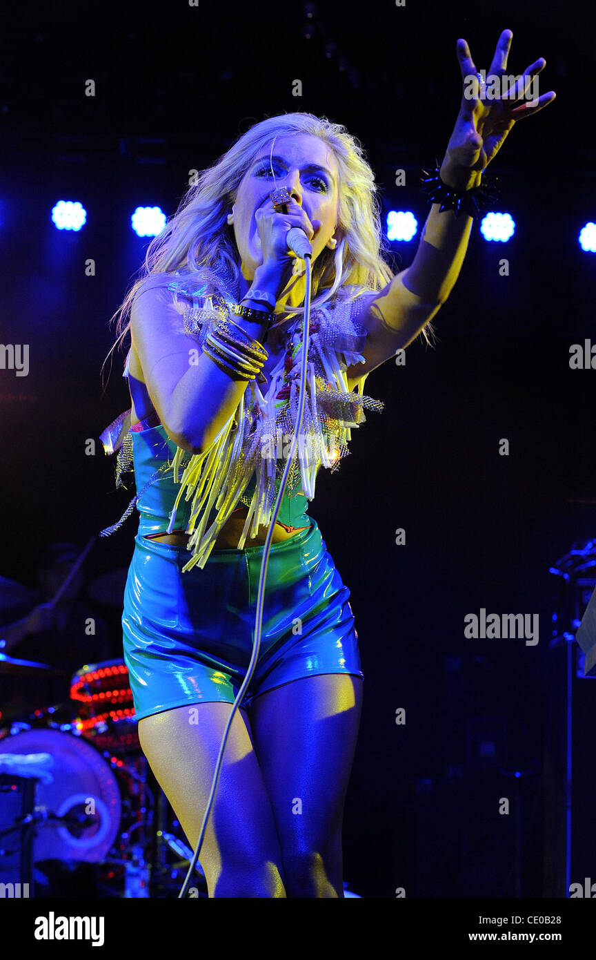 Oct 28, 2011 - New Orleans, Louisiana; USA - Singer RACHEL VETTE of the ...