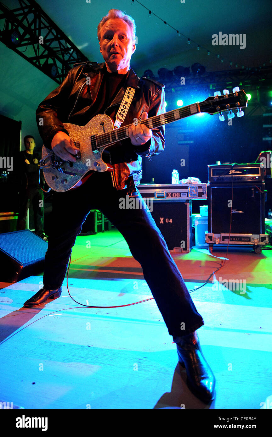 Oct 29, 2011 - New Orleans, Louisiana; USA - Guitarist BILLY ZOOM of ...