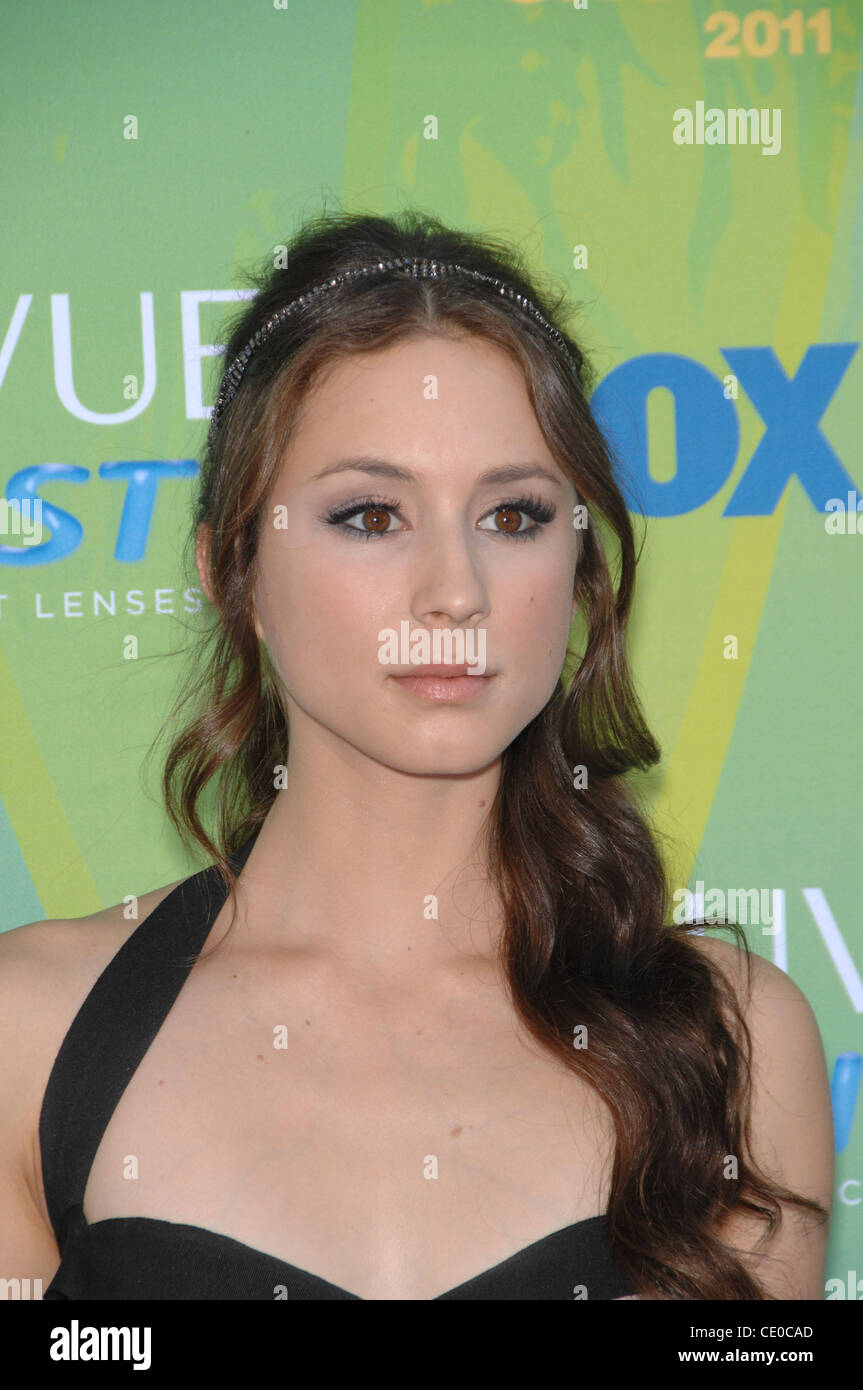 Michael Bellisario Troian