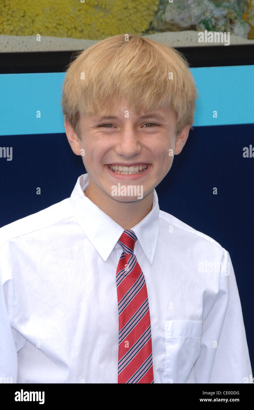 A dolphin tale movie hi-res stock photography and images - Alamy