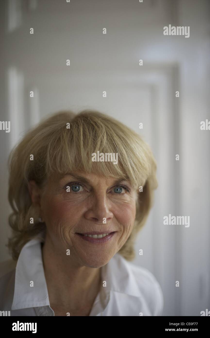 Anne sebba hi-res stock photography and images - Alamy