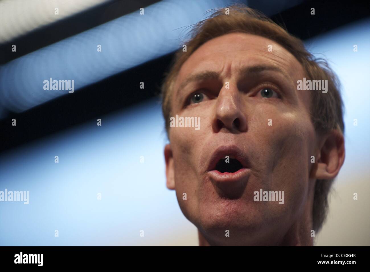 Shadow secretary for defence hi-res stock photography and images - Alamy