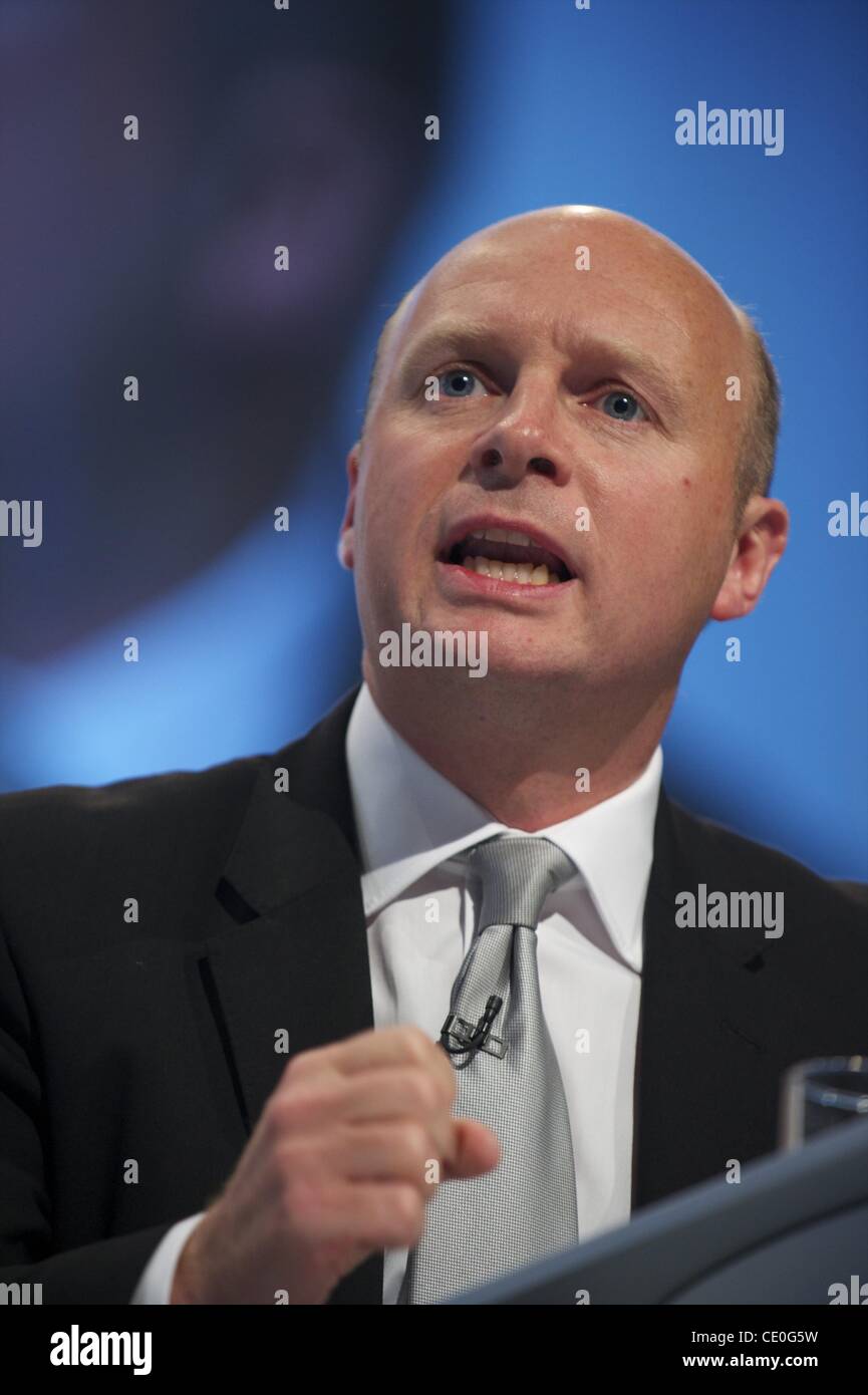 Shadow secretary of state for work and pensions hi-res stock ...