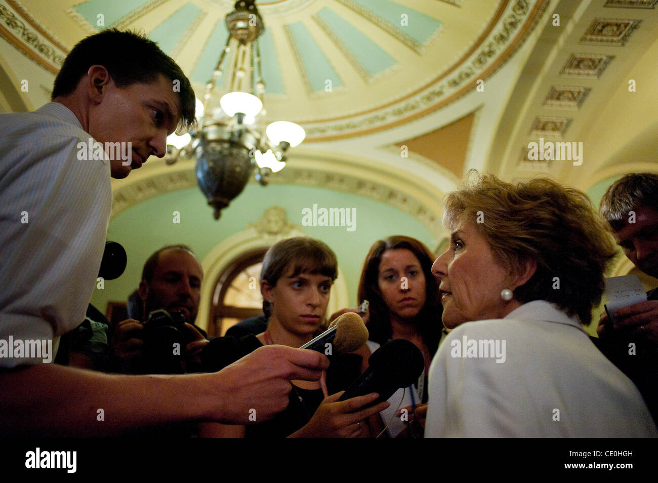 U s senator barbara boxer hi-res stock photography and images - Alamy