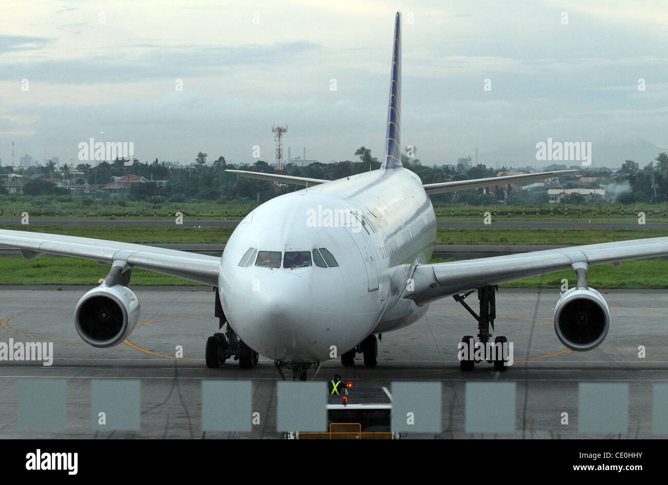 MANILA ‚Äì An aircraft of the country‚Äôs flag carrier, Philippine ...