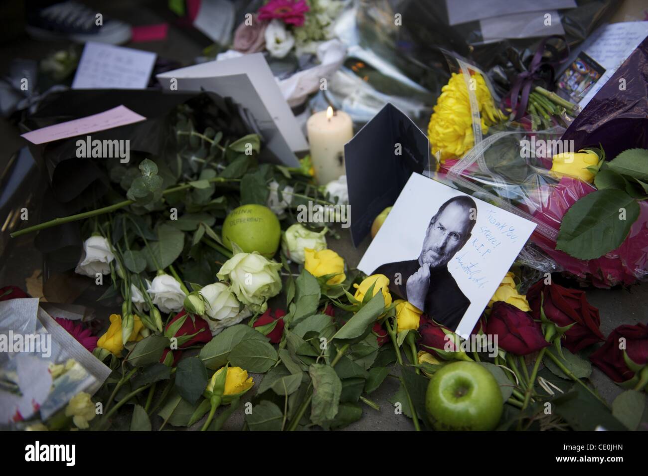 Steve Jobs Funeral Coffin