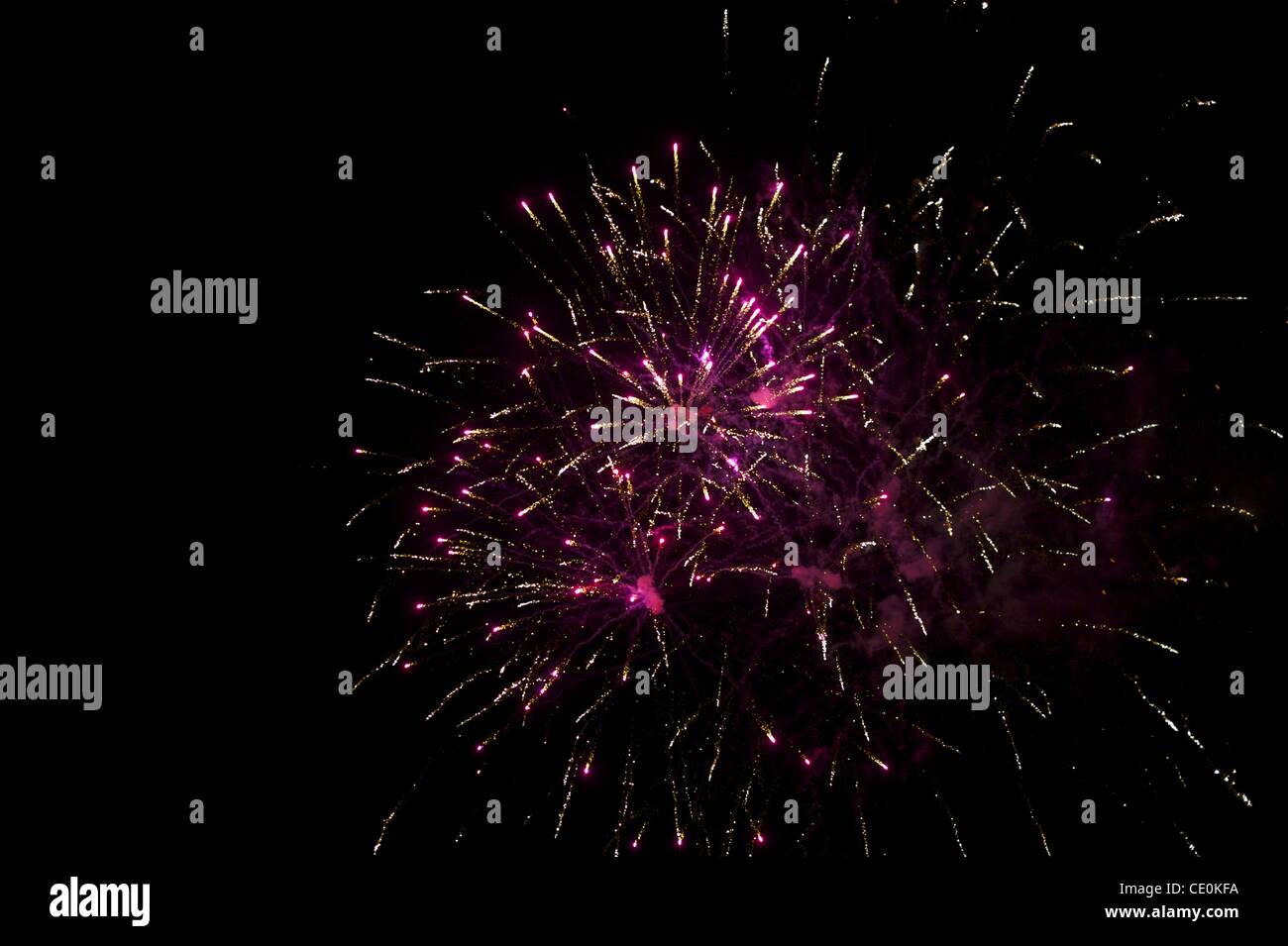 Nov. 5, 2011 - London, England, UK - Fireworks explode on Guy Fawkes ...